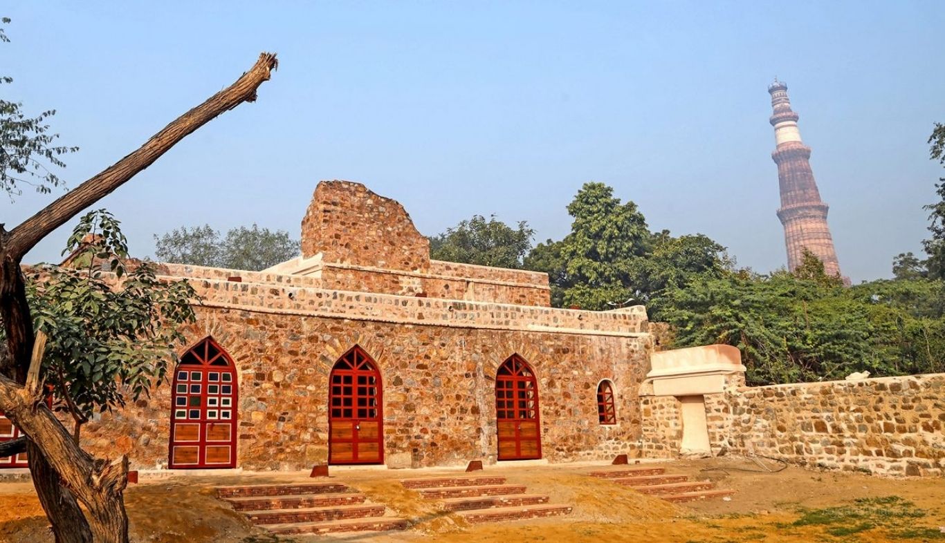 Mehrauli Archaeological Park: A Journey Through Delhi’s Ancient Heritage